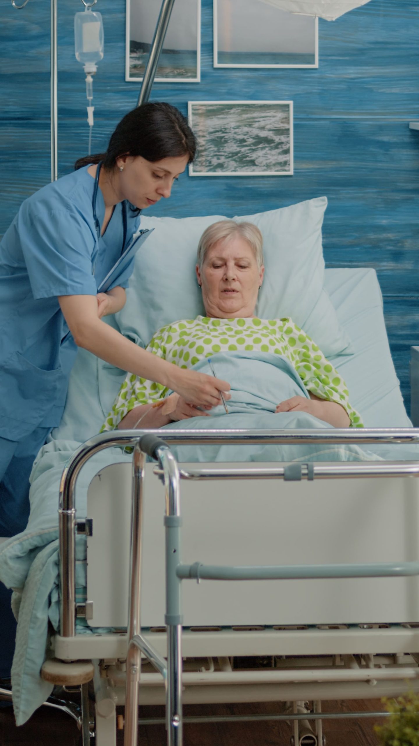 Auxiliar de Enfermería en Hospitalización - Instituto Exon