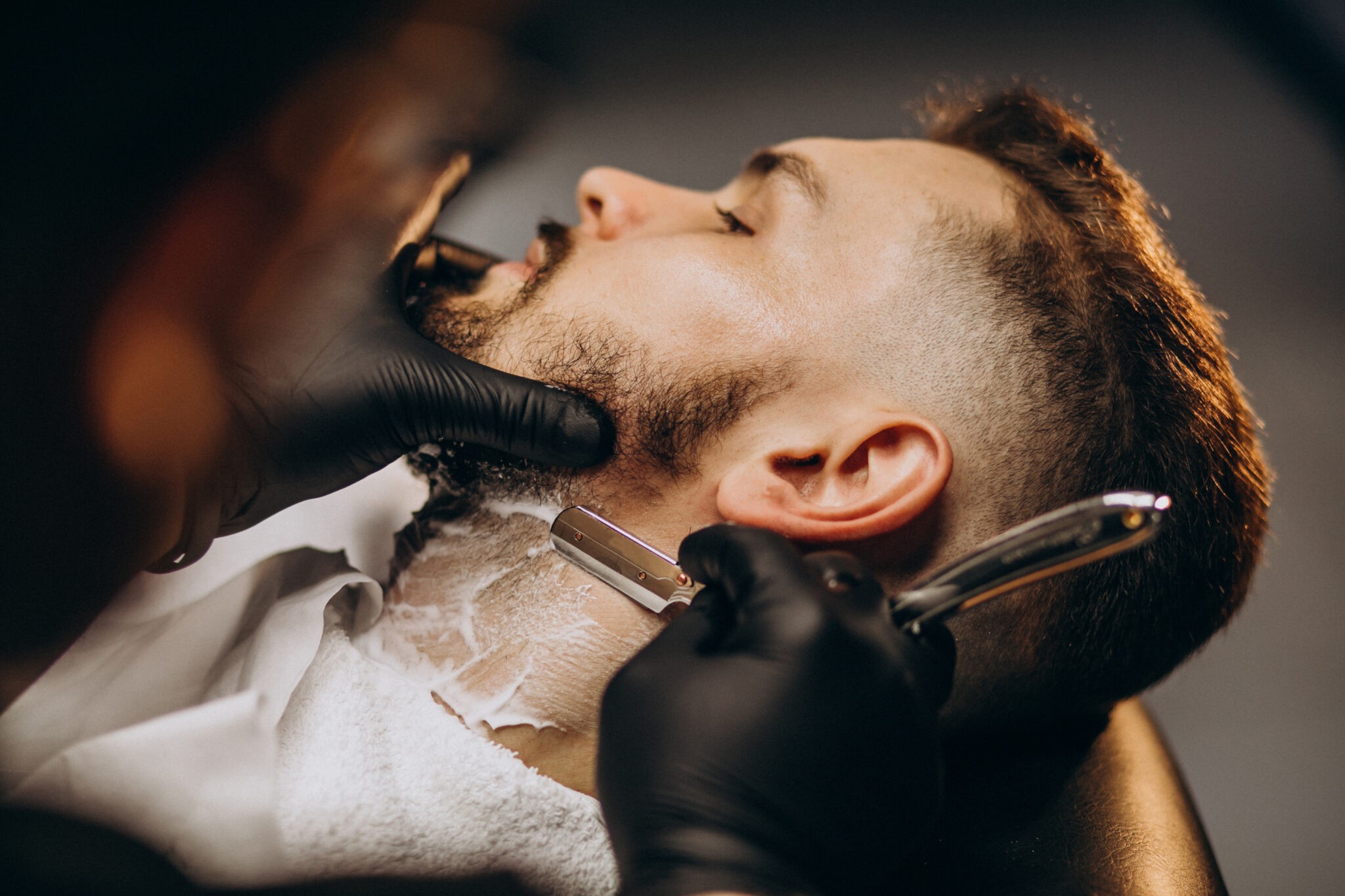 Barber Shop - Afeitados y Diseños De Barba y Bigote - Instituto Exon